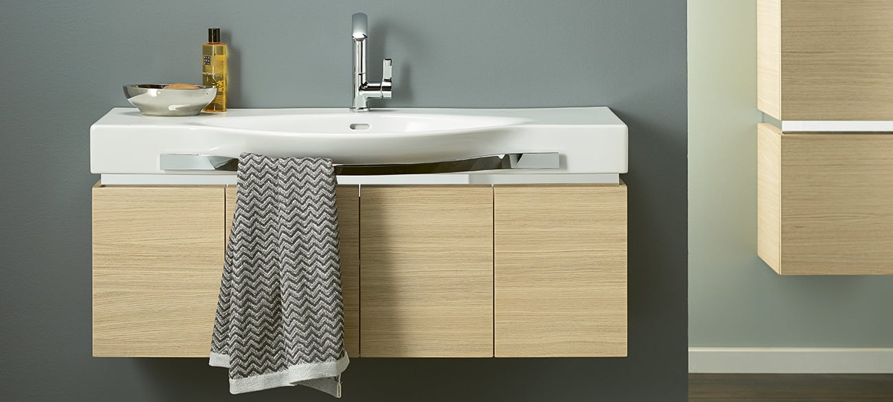 Alterna Waschtischmöbel und Keramik | Sanitas Troesch