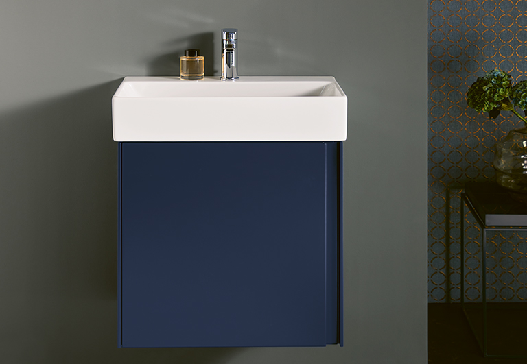 Alterna Waschtischmöbel und Keramik | Sanitas Troesch