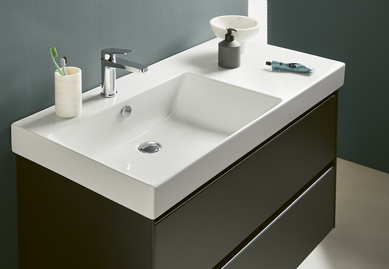 Lignes de meubles lavabos Alterna | Sanitas Troesch